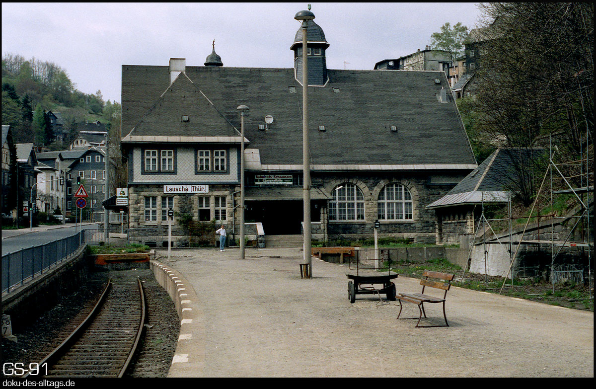 Strecken und Bahnhöfe